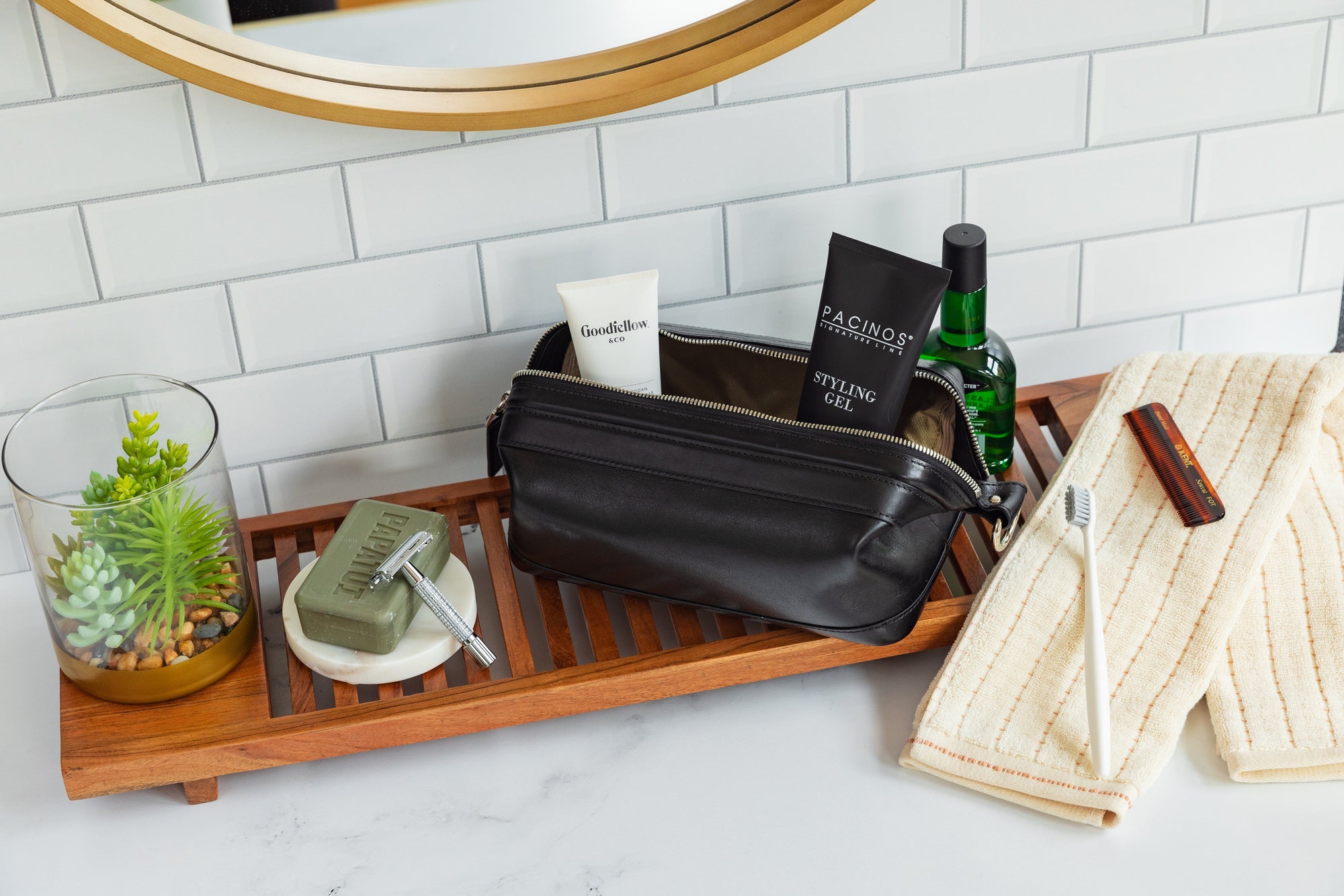 Functionality Meets Style in Men's Leather Shaving Kit Bags | Bosca